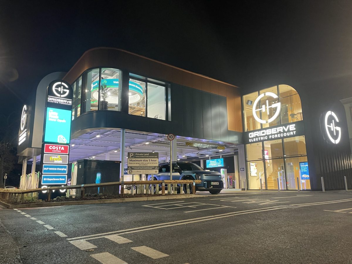 Gridserve Electric Vehicle Forecourt - Gatwick, London Bowman Riley
